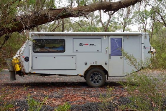 AOR Quantum + 16'2" - Australian Off Road Hybrid Camper