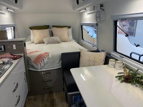 AOR Aurora 18'11" - Australian Off Road Caravan